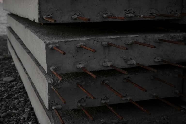 How Flat Plate Concrete Supports Load Distribution in Steel Buildings ...